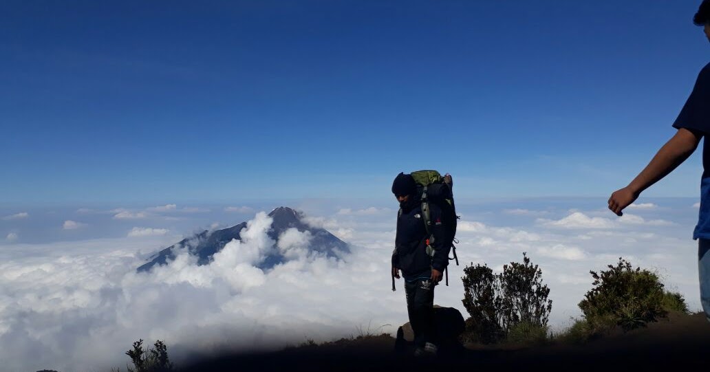 puncak merbabu kenteng songo