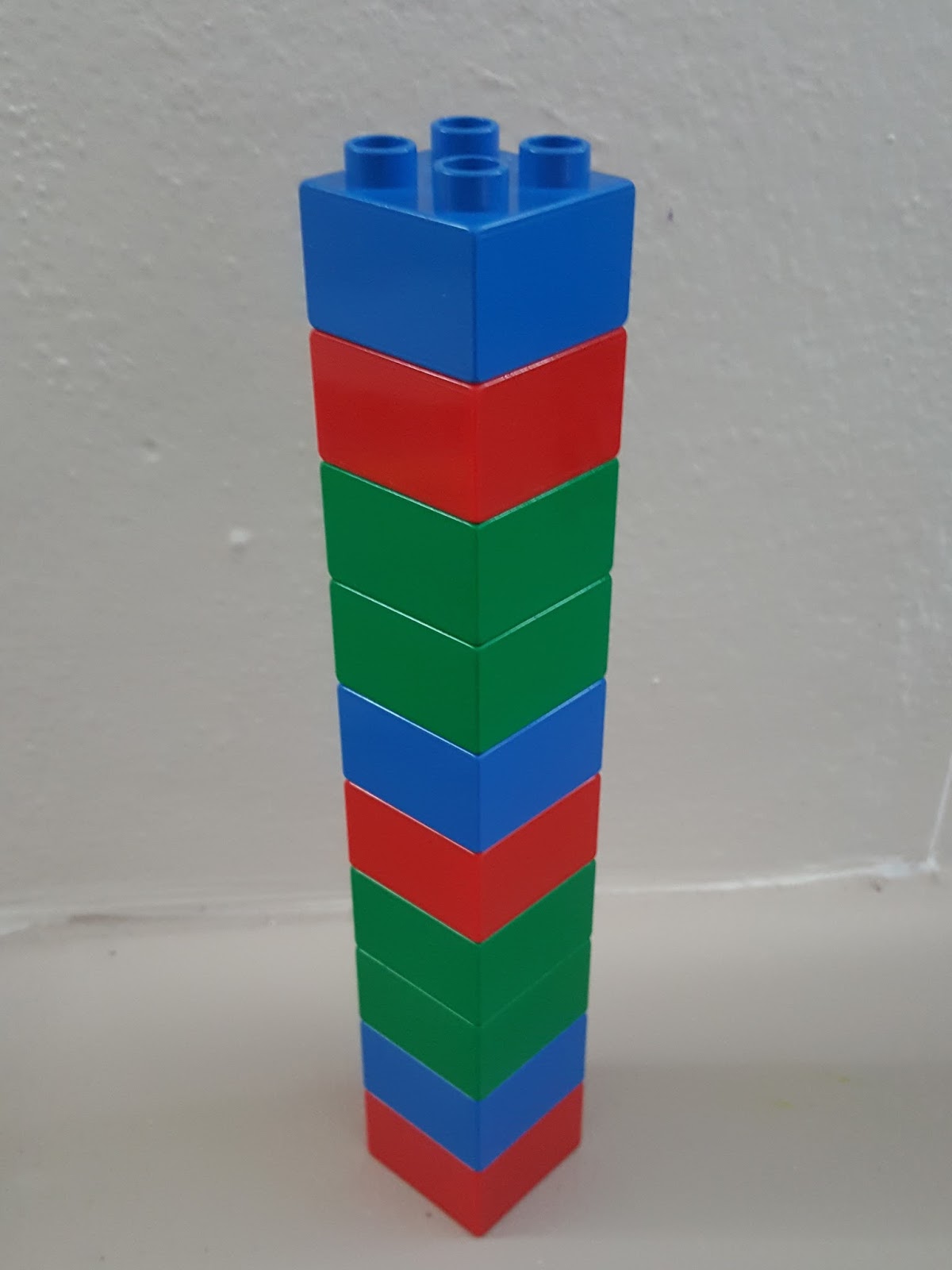 ART: Building Patterns with Duplo Blocks