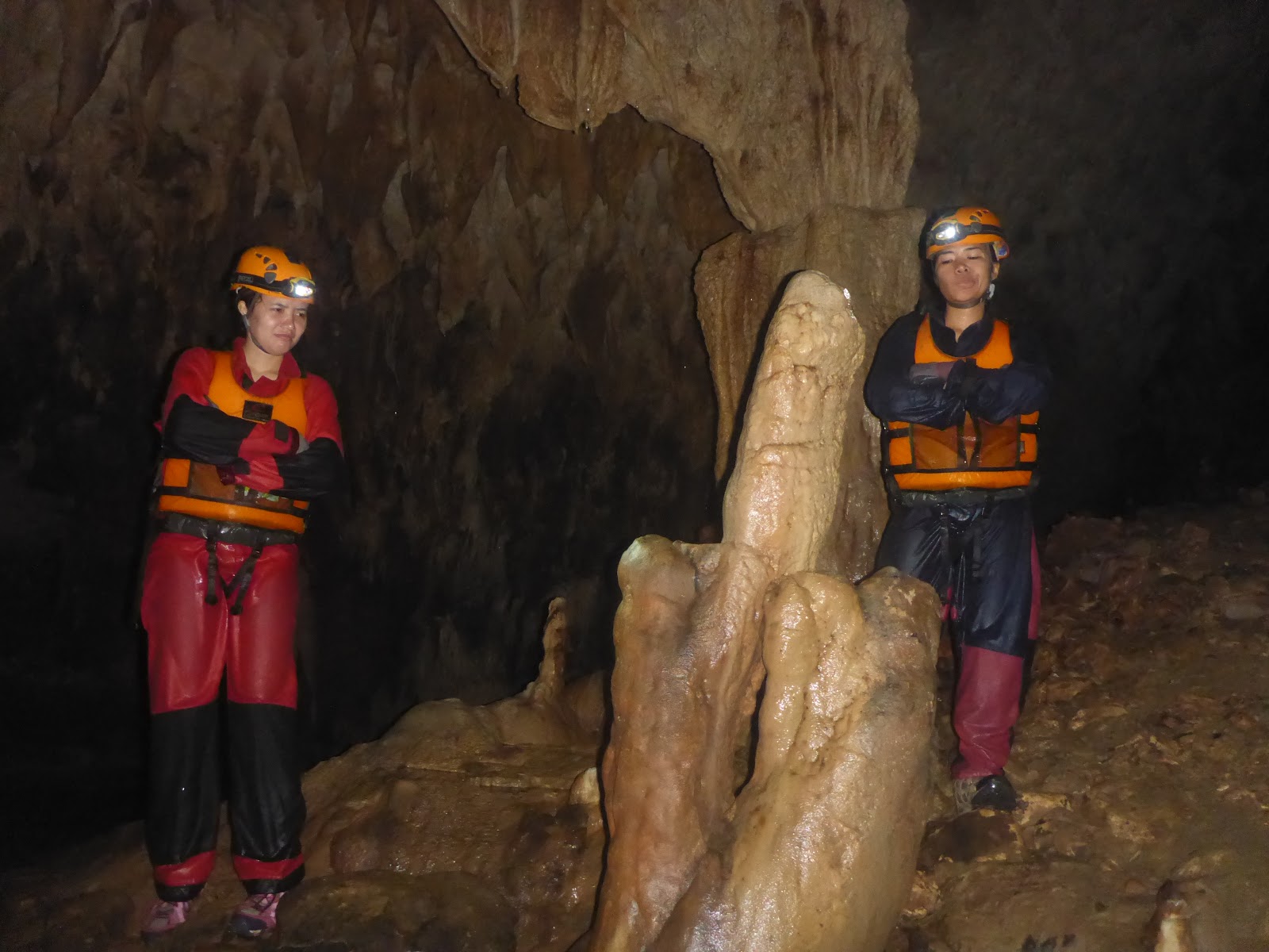 We saw cave pearls here which are beautfully rounded stones.