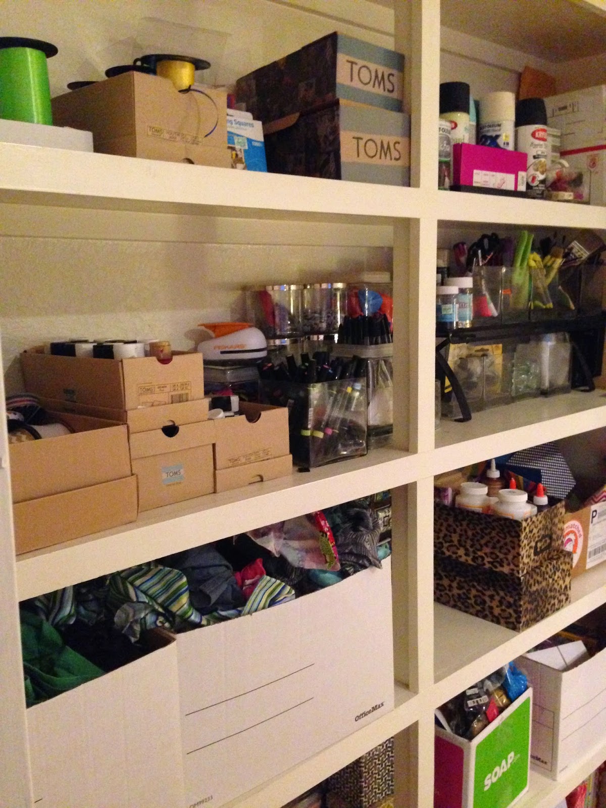 Momfessionals: Playing Catch-Up... Organizational Tips and Tricks