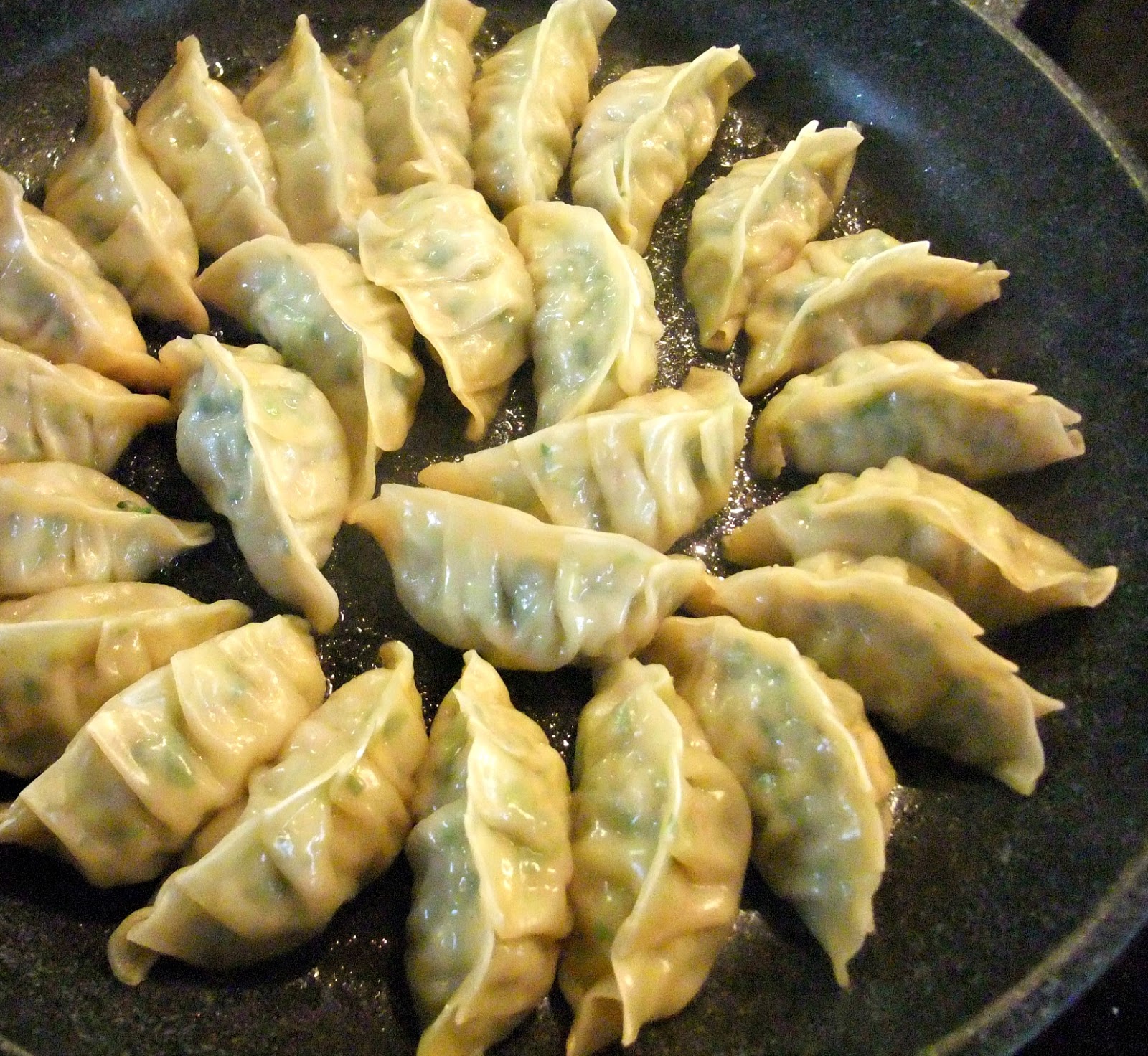Susan's Savour-It!: Dumplings 101....