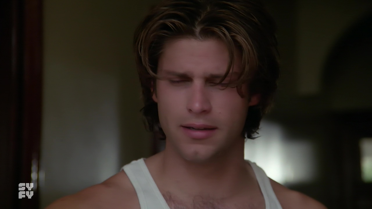 ausCAPS: Greg Vaughan in Charmed (1998) 2-22 "Be Careful What You Witch ...