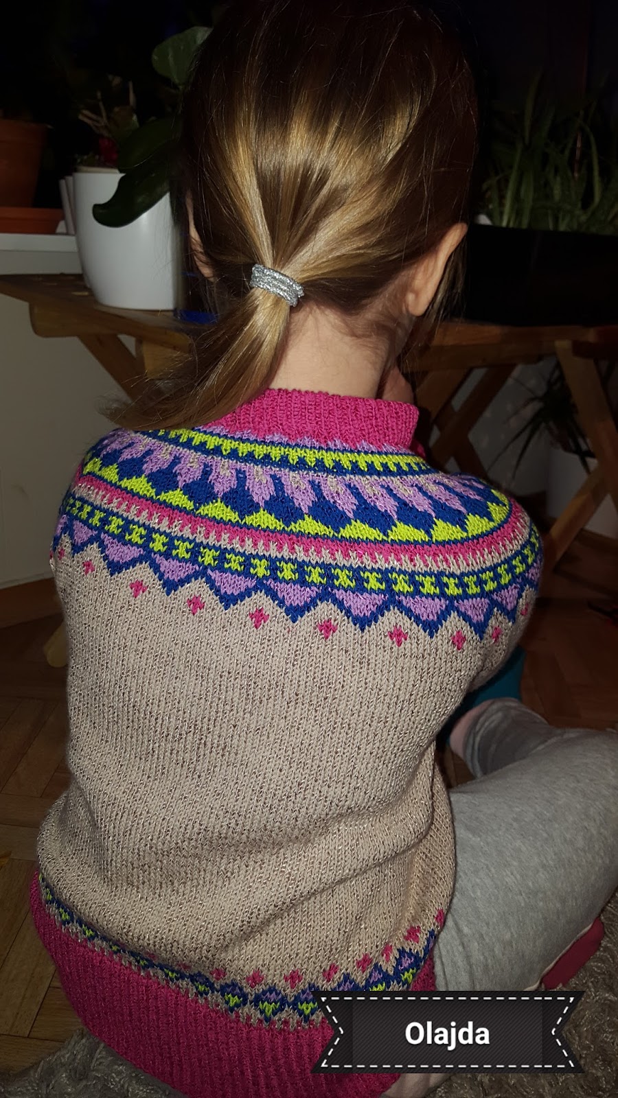 Aleksandra above the Arctic Circle 69° 40' 33" N, 18° 55' 10" E: 770 ...