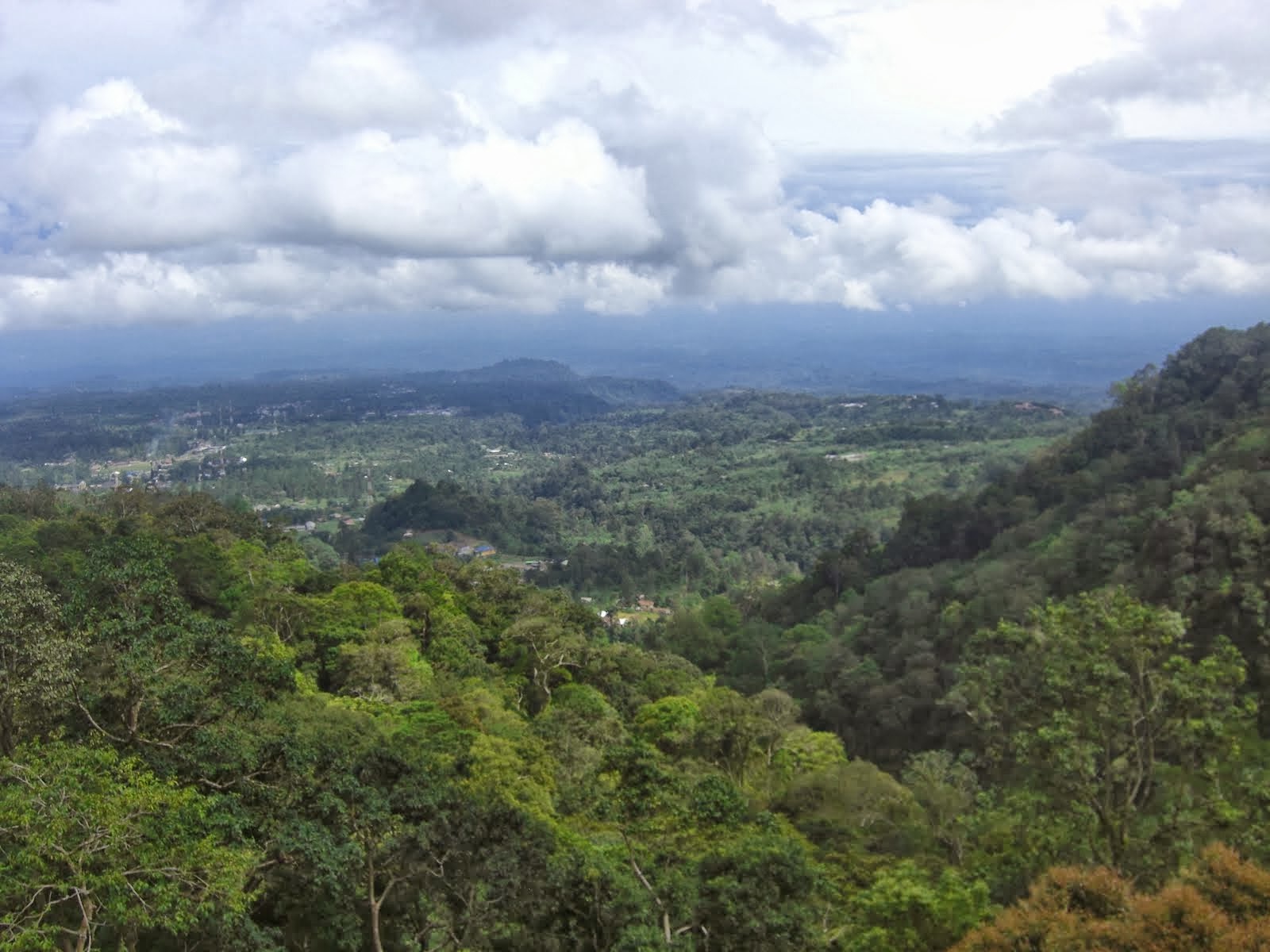 Menikmati Panorama Alam Penatapan Berastagi Sumatera Utara | AZIS ...