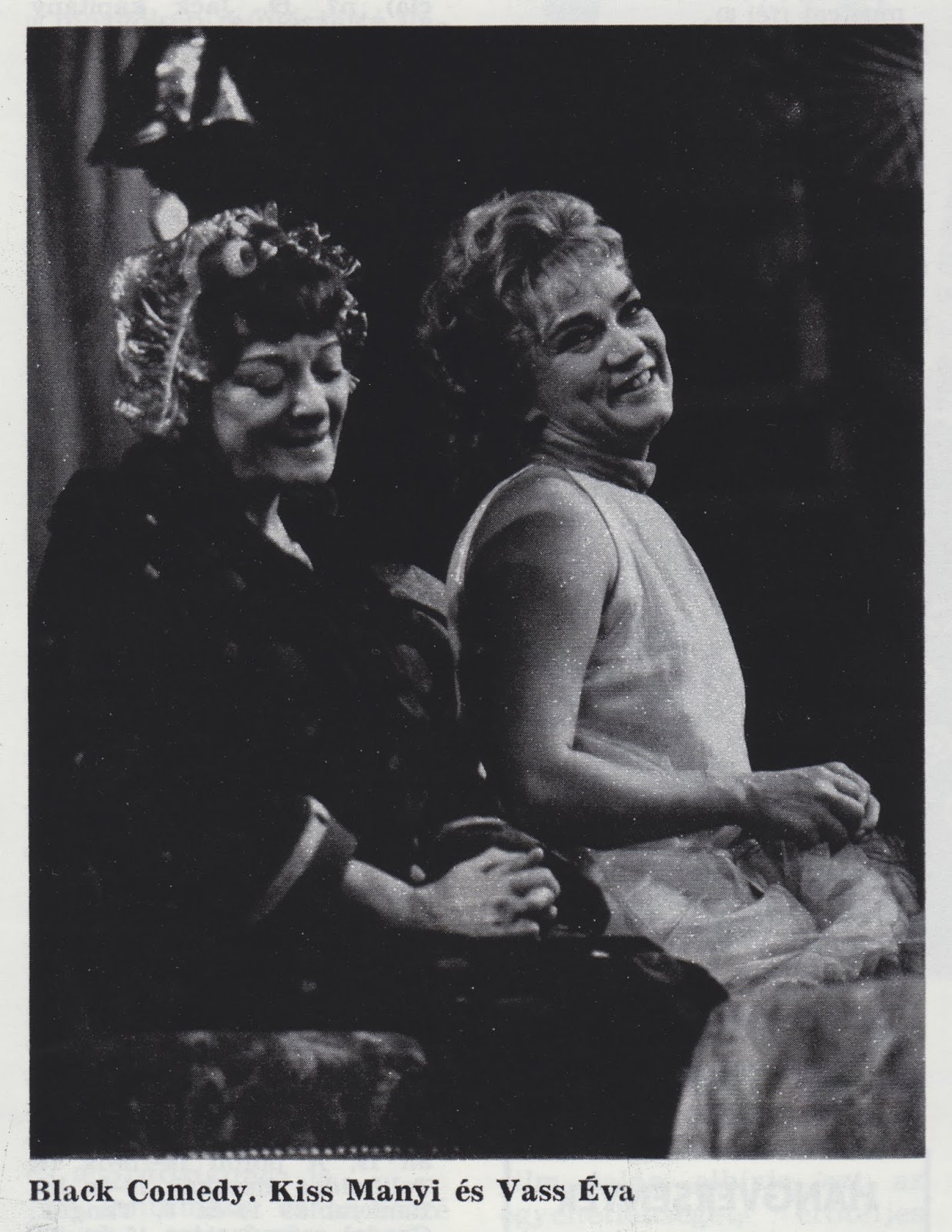 Színházi képek, színészek, előadóművészek, színházak, filmek, előadások ...