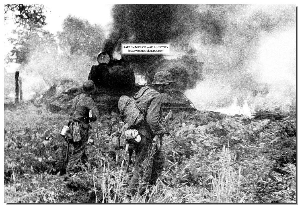 HISTORY IN IMAGES: Pictures Of War, History , WW2: Waffen SS: WW2 Elite ...