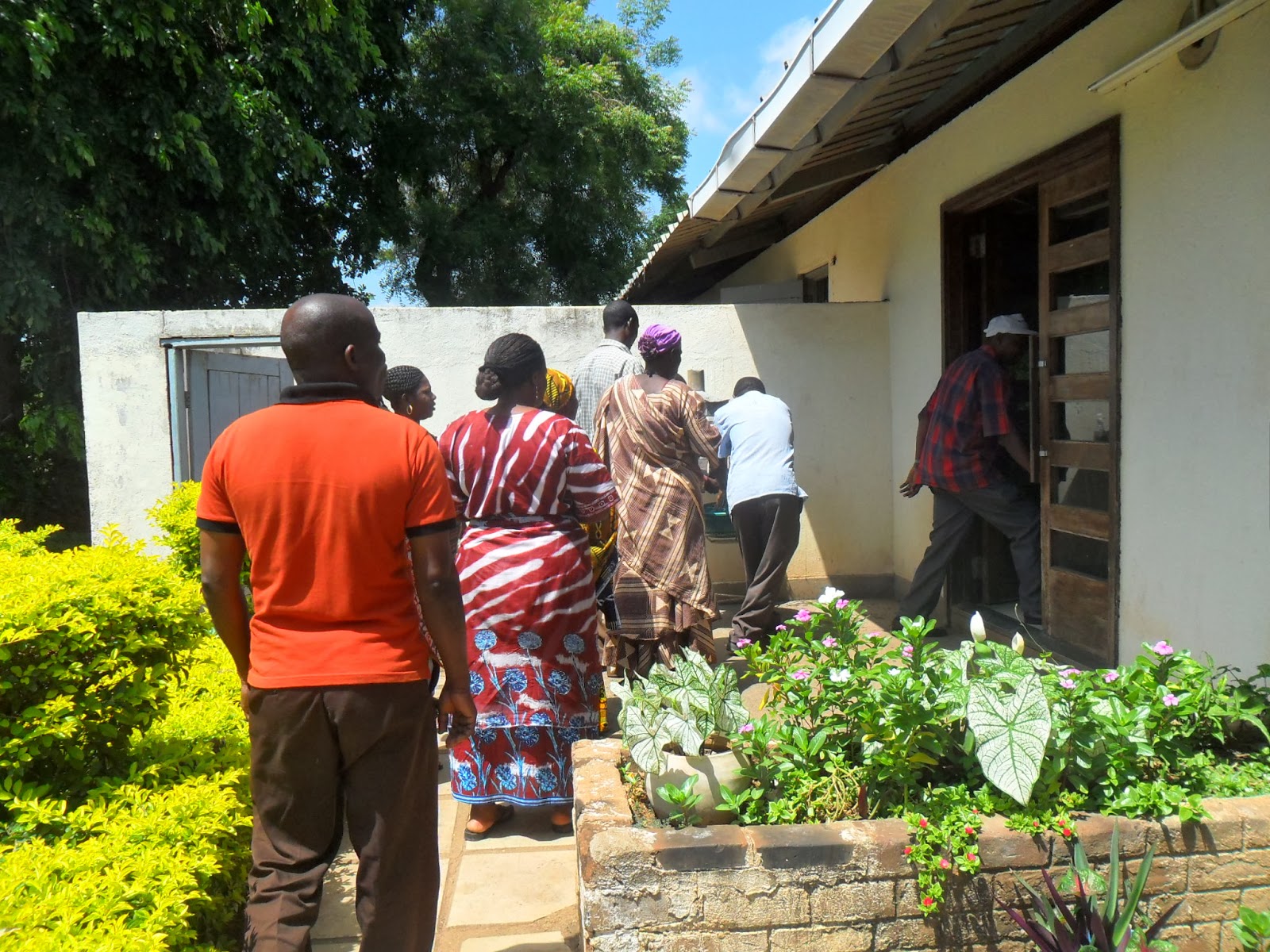 Banzi wa Moro: Wakulima wa mpunga - Lower Moshi mafunzoni manunuzi ya ...