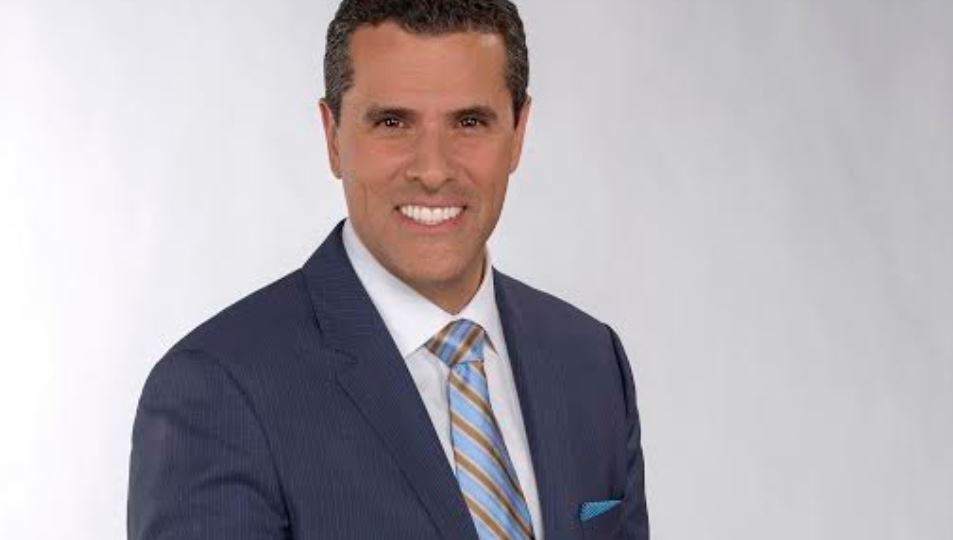 Marco Antonio Regil regresa con su nuevo programa "Recuerda y Gana" a ...