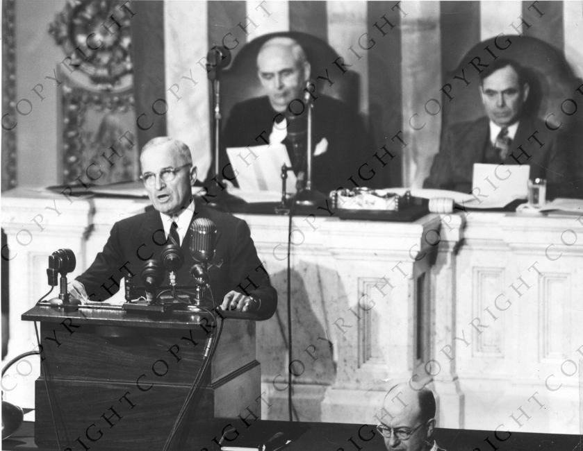 The Cold War: การแบ่งเขตอิทธิพลระหว่างมหาอำนาจในสงครามเย็น