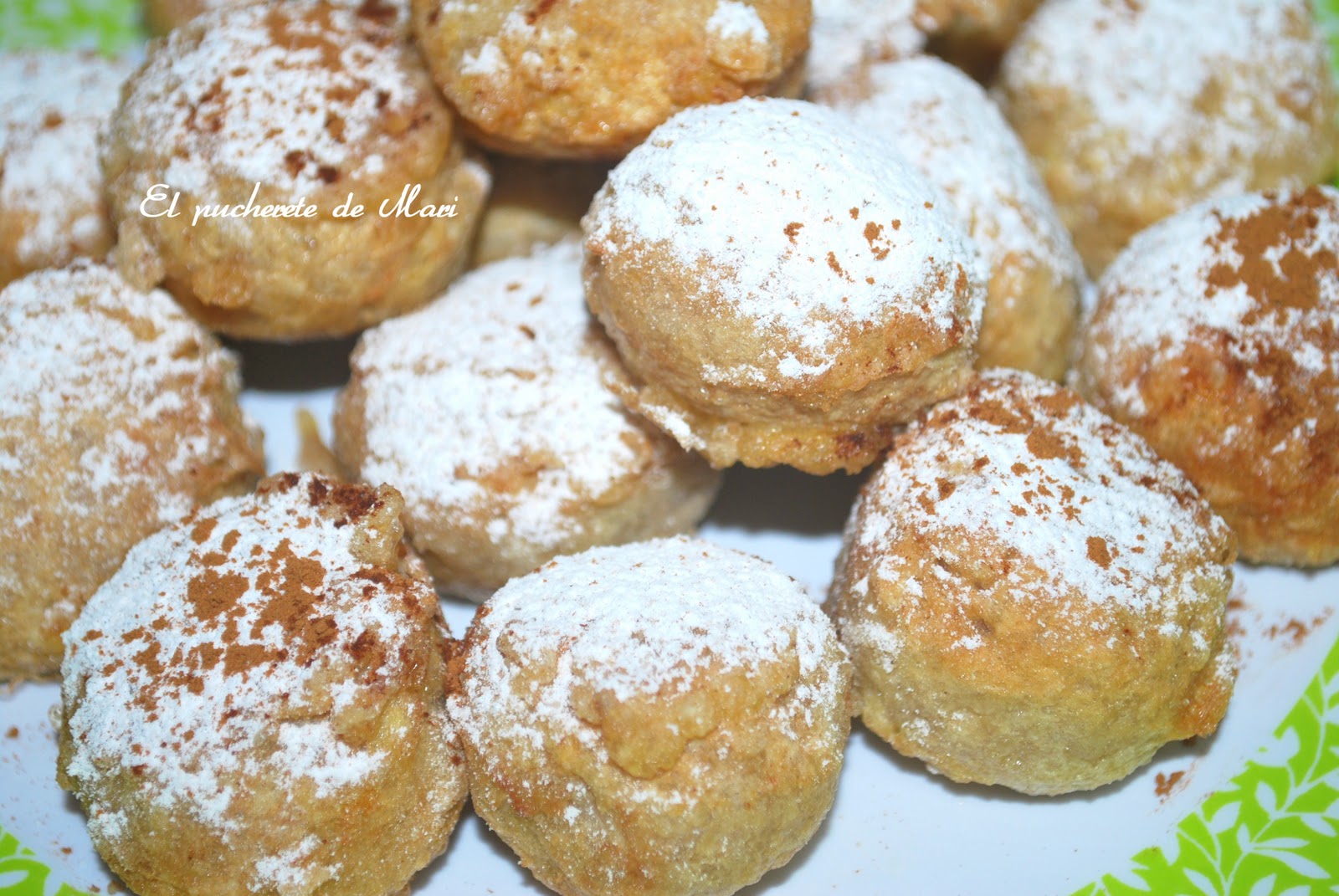 BOLITAS DE PAN, COCO Y CANELA