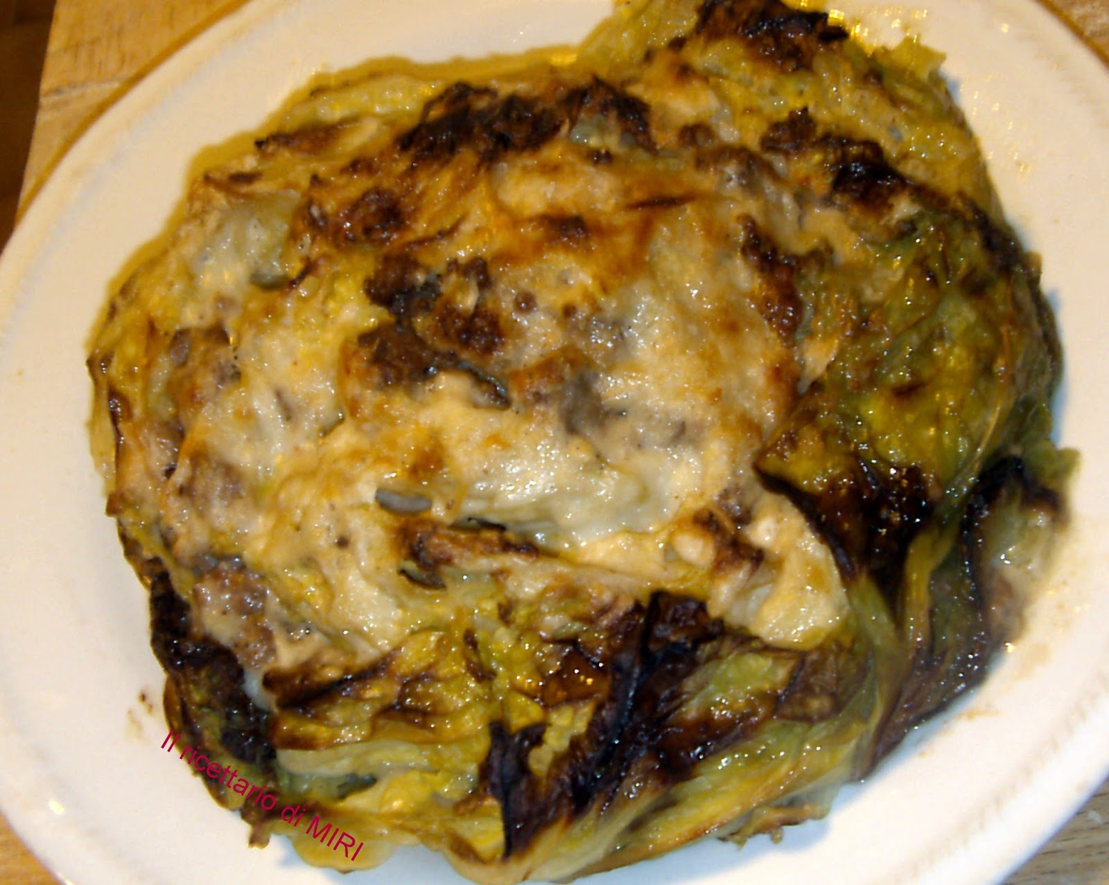 il ricettario di Miri: Verza ripiena di carne e besciamella