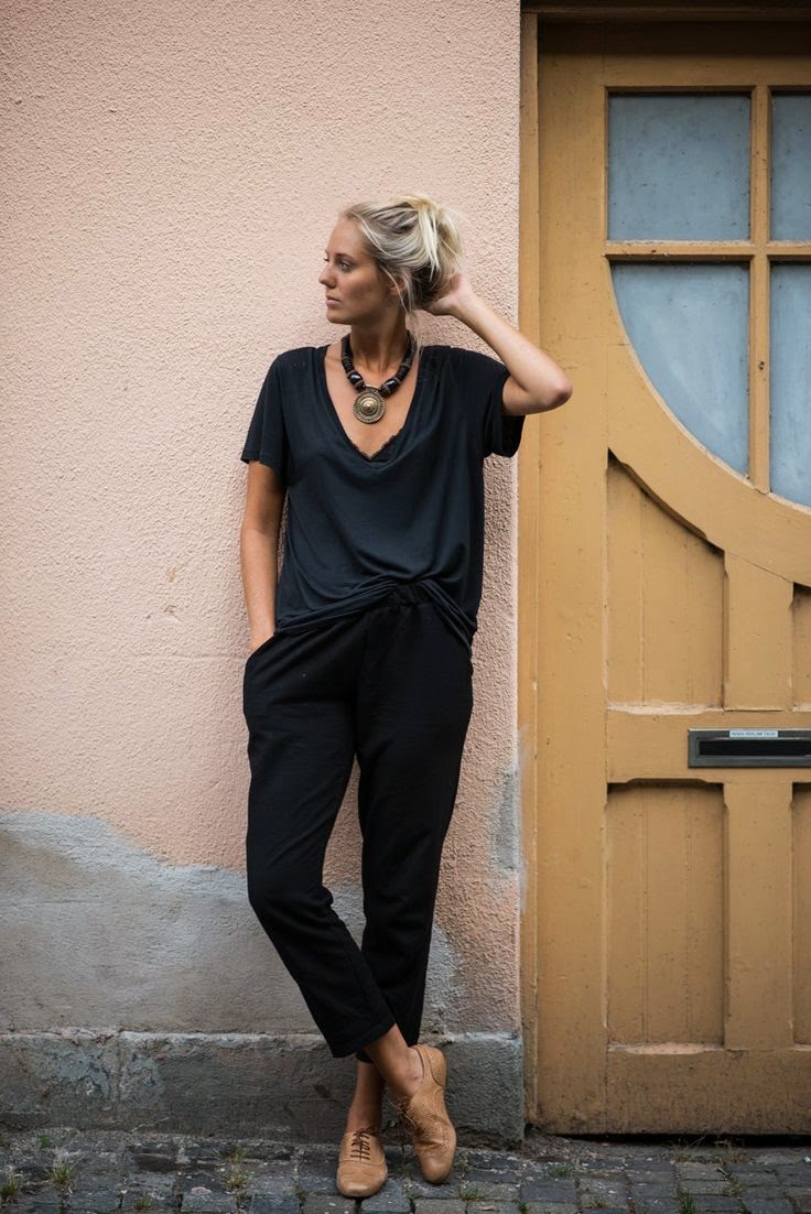 Edgy look | Slouchy pants and statement necklace | Luvtolook | Virtual ...
