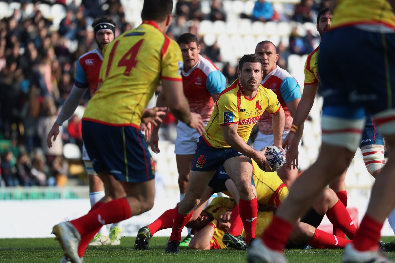 VISIONES SUBTERRÁNEAS: RUSIA 13 ESPAÑA 20