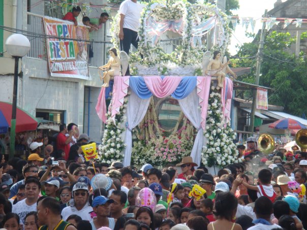 The REGULARDREAMS: Salinas Karakol (Happy Fiesta Rosario, Cavite)
