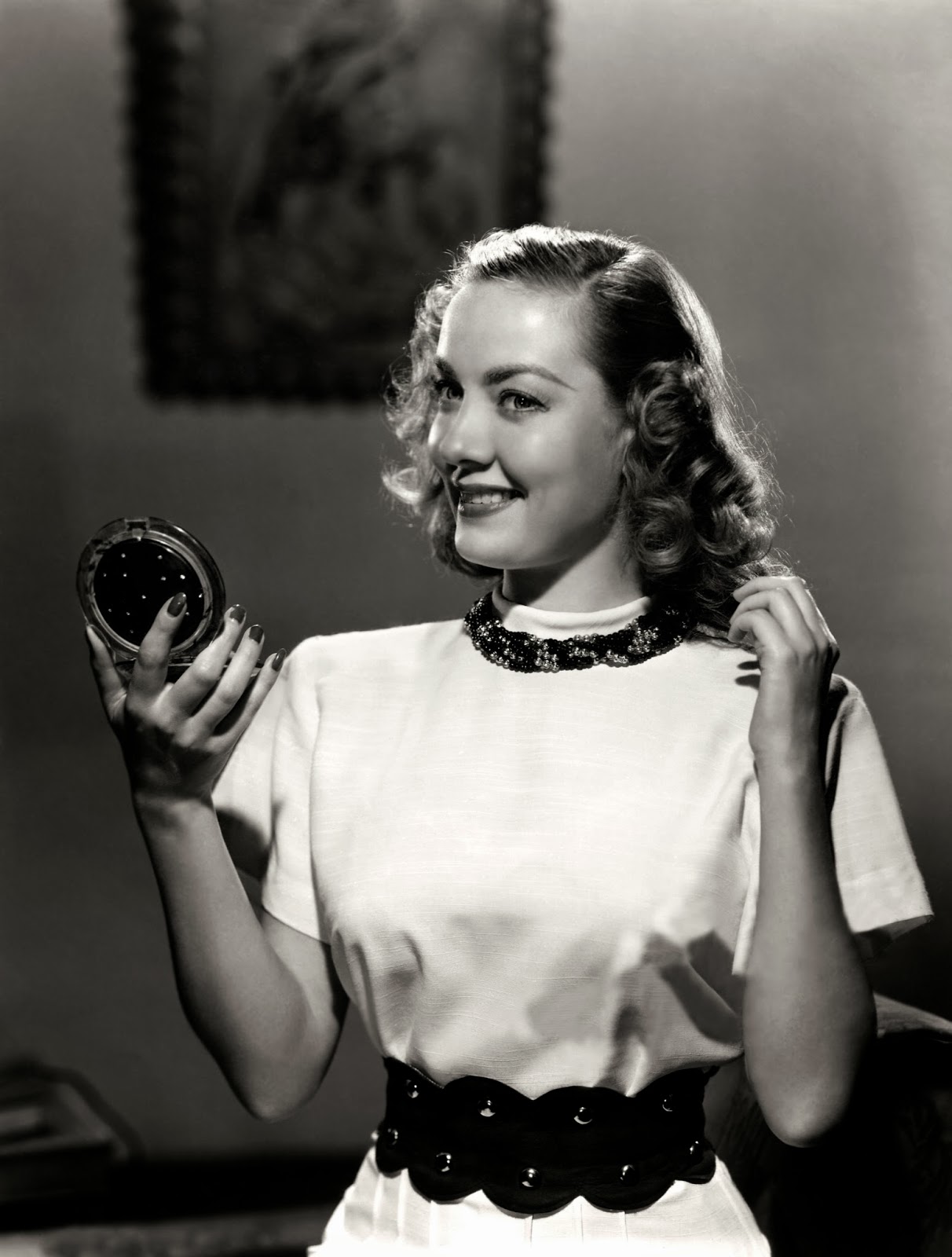 The Girl with the White Parasol: Farewell, Audrey Totter