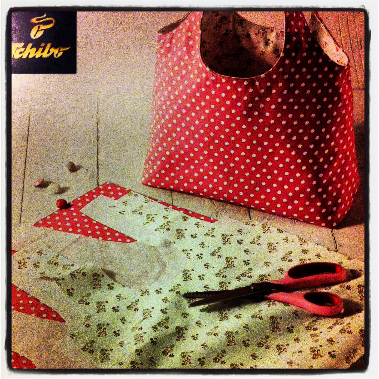 Joy is contagious.: Tchibo hobi setleriyle dikiş projesi