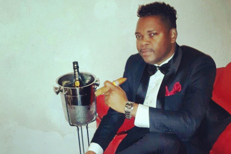 Rogério Diniz, o Mc Roger ~ Veja MOZ - Informação na palma da sua mão