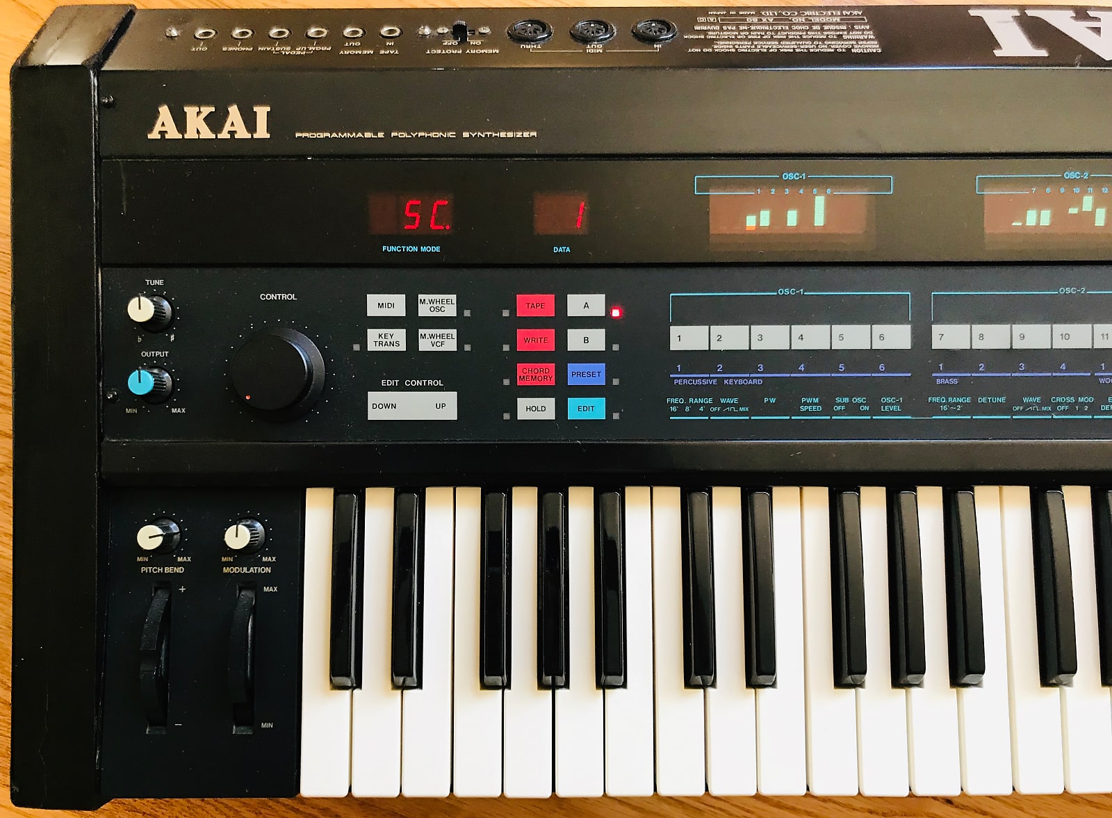 MATRIXSYNTH: 1984 Akai AX-80 Restored & Future Proofed w/ Latest ...