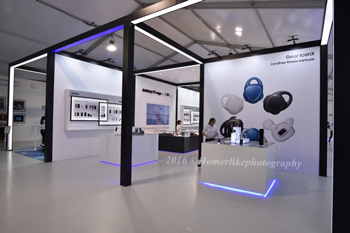 Samsung Has Unveiled The New Gear Fit2 and IconX In Singapore! ~ Huney ...