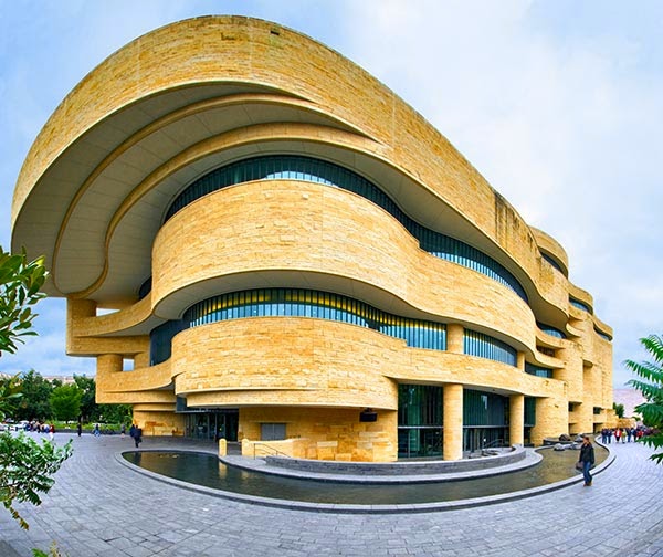 Missives from the Art World: The Museum as More than Narrative