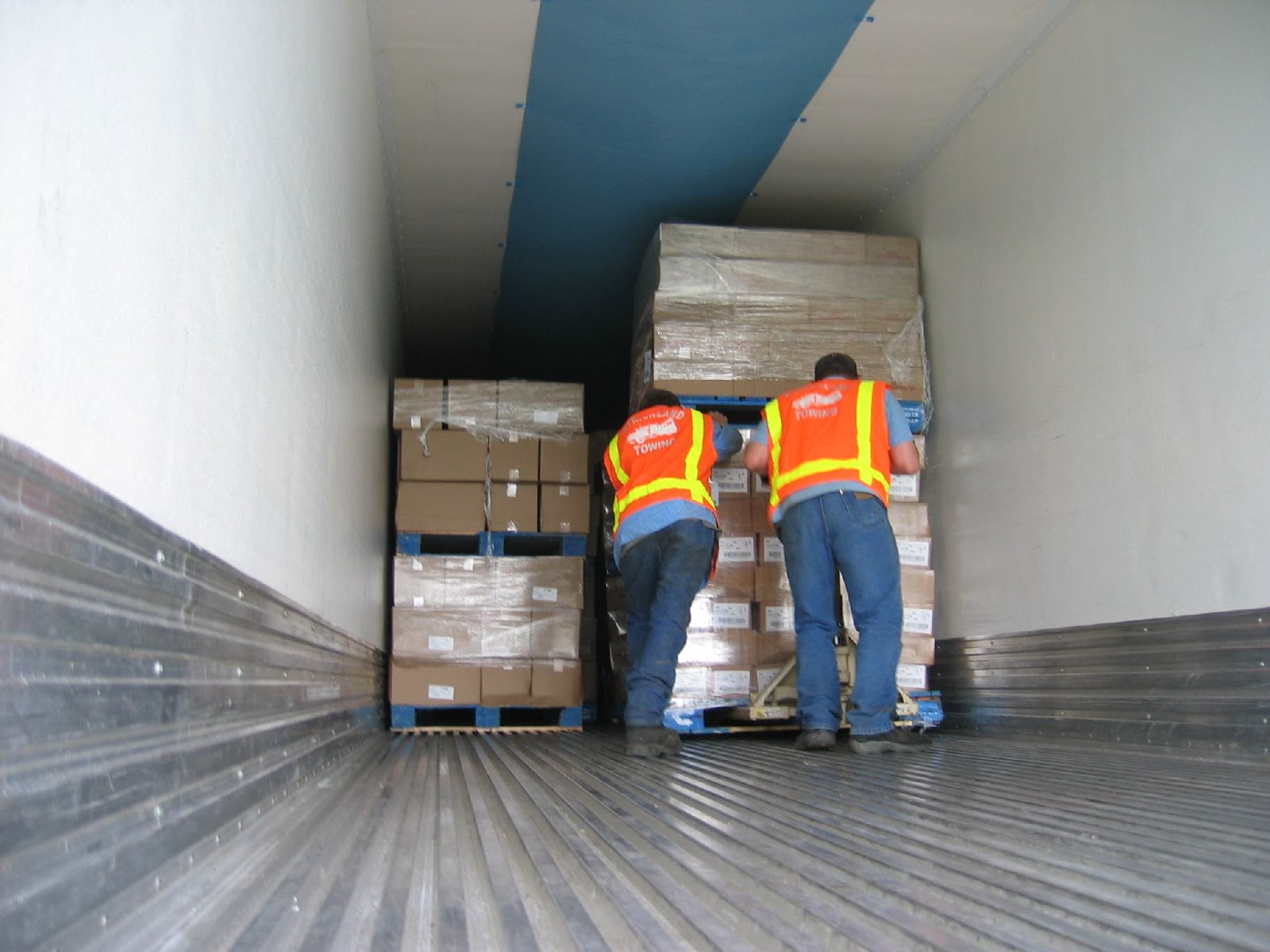Freight Forwader & Trucking Container in Surabaya East Java ...