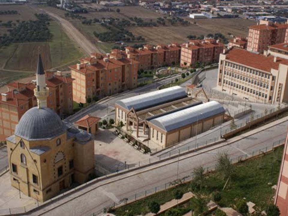 Adalia Helena: FOTOS DAS RUÍNAS E DA CIDADE ATUAL DE TIATIRA (AKHISAR ...