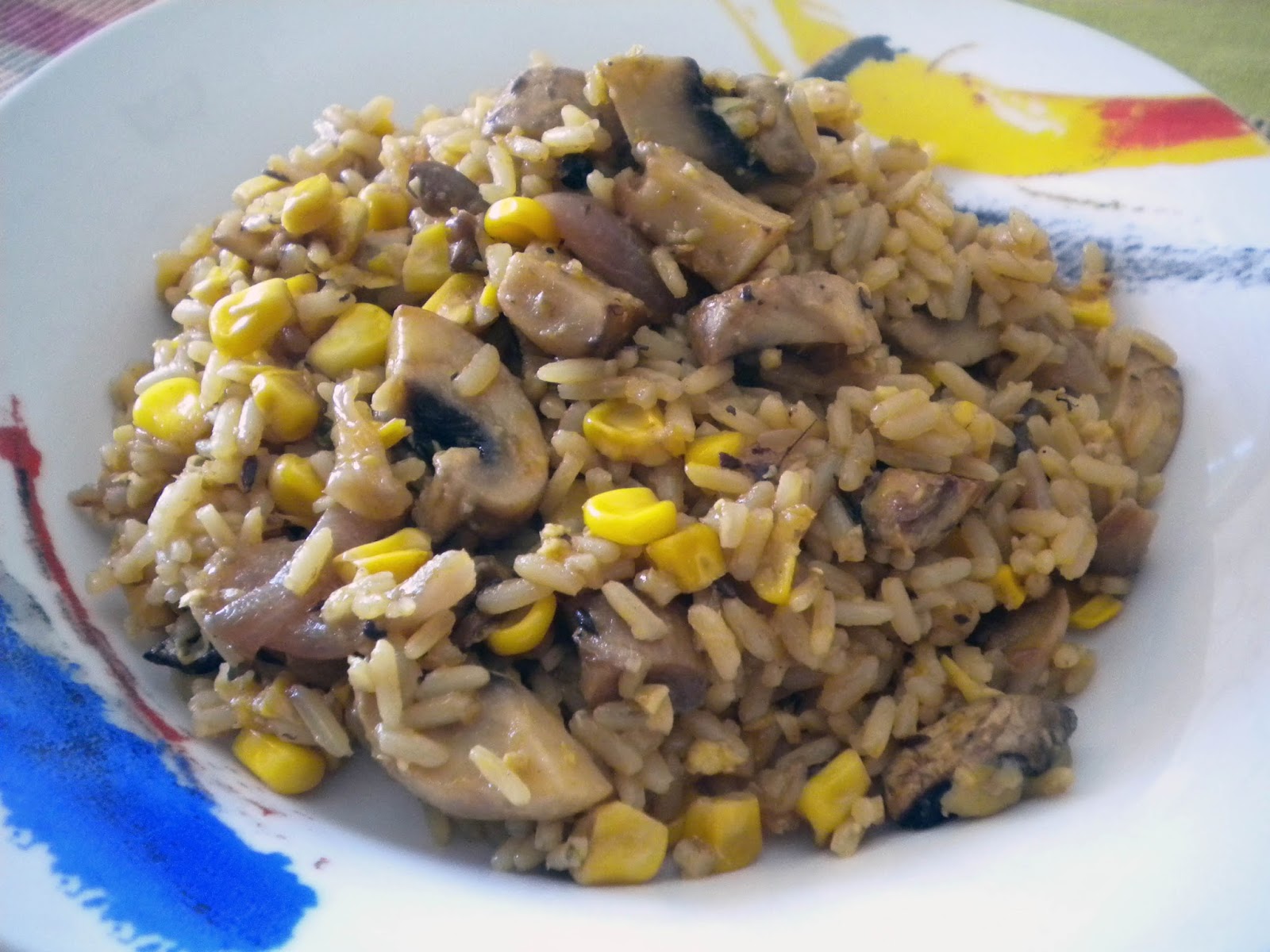 Shogun's Kitchen: BIRYANI ΜΕ ΚΑΛΑΜΠΟΚΙ ΚΑΙ ΜΑΝΙΤΑΡΙΑ (मकई और मशरूम बिरयानी)