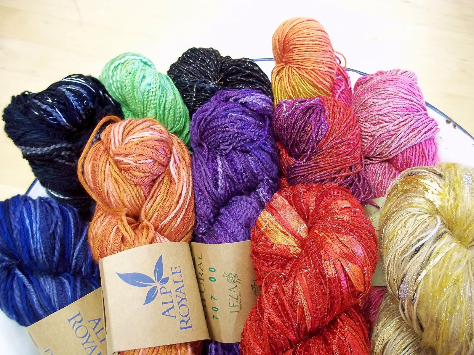 Knitique: Luxury Fiber Yarn Sale!