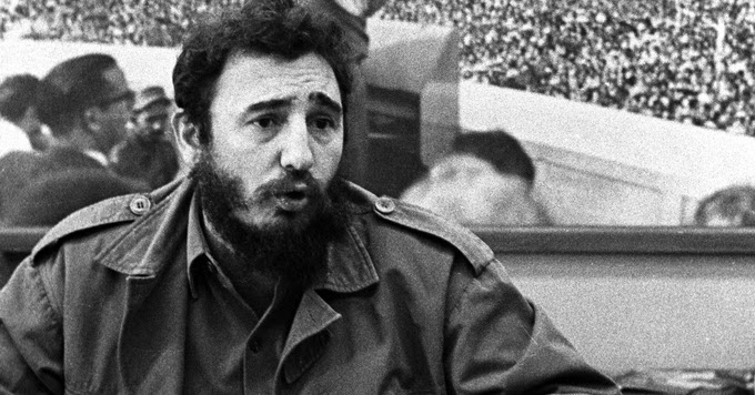Fuzil contra Fuzil: Os 90 anos de Fidel Castro, o revolucionário real.