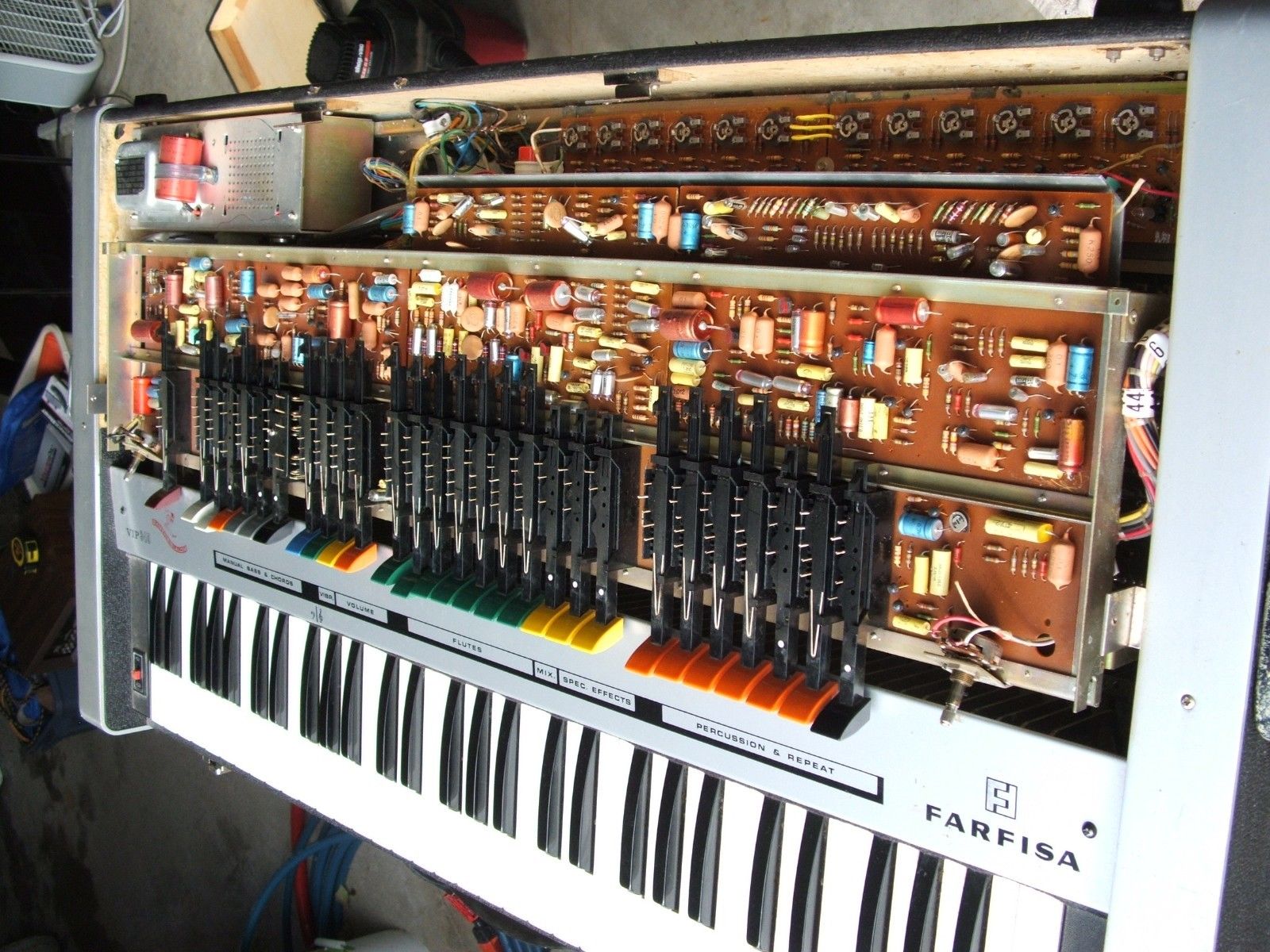 MATRIXSYNTH: The SYNTHE SLALOM! - 1973 Farfisa Model VIP-345 SN 6232