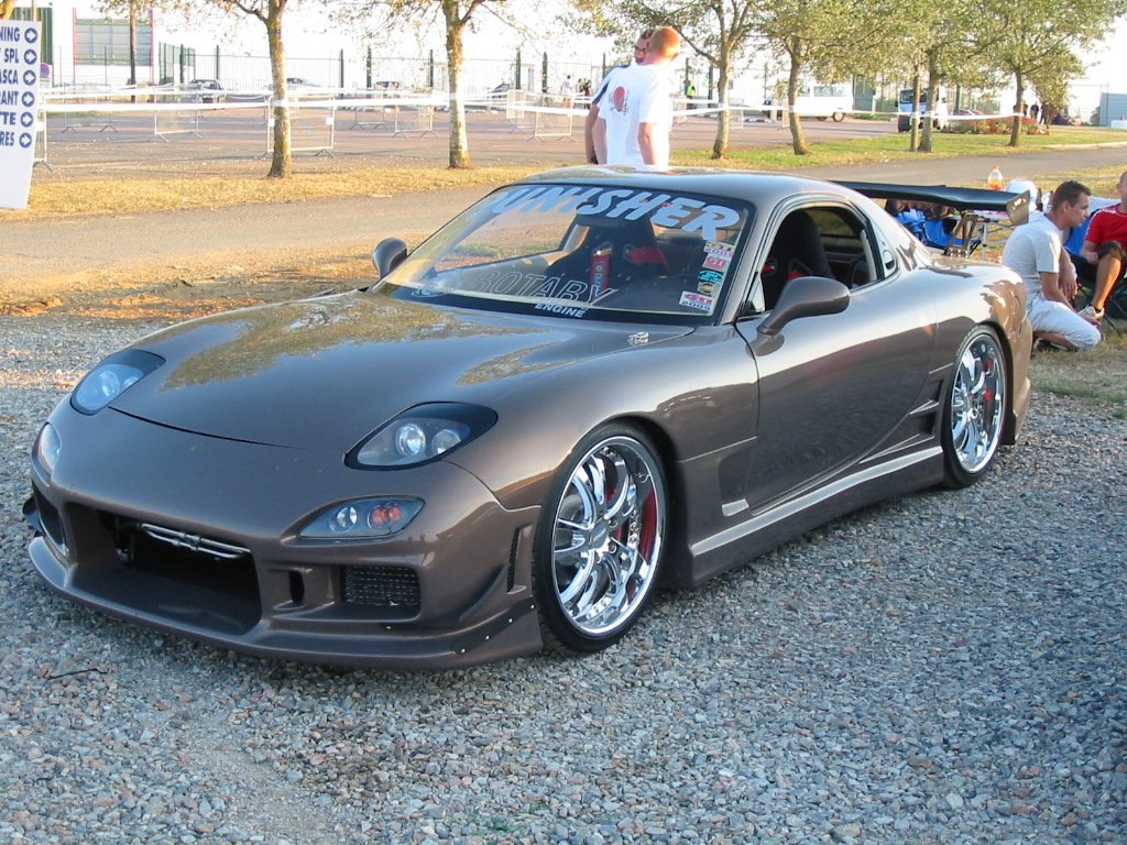 Tuning cars and News: Mazda RX7 Tuning
