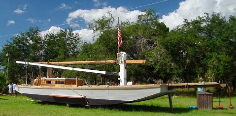 TriloBoat Talk: A Short Review of Traditional Sailing Box Barges (Scows)