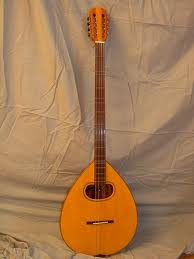 Belly Blog Dance: Instrumentos/Instruments: Kamanja e (and) Bouzuk