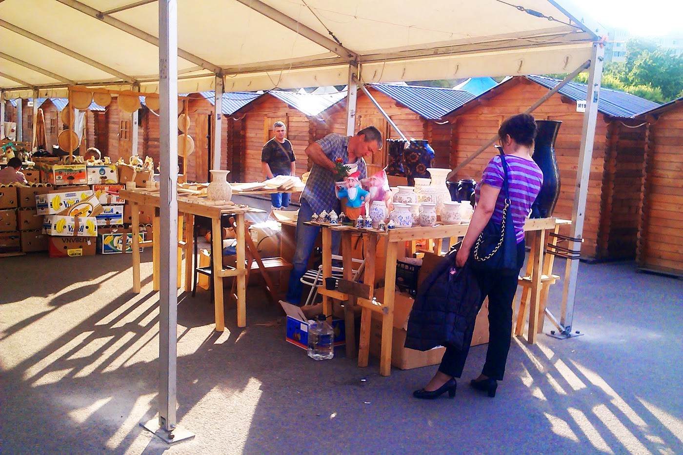 ZILE CU NUMĂR: MI-AM LUAT STAND (TARABĂ) ÎN PIAȚA OBOR