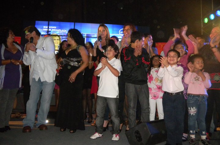 EVA: HISTORIA DE UNA CANTANTE