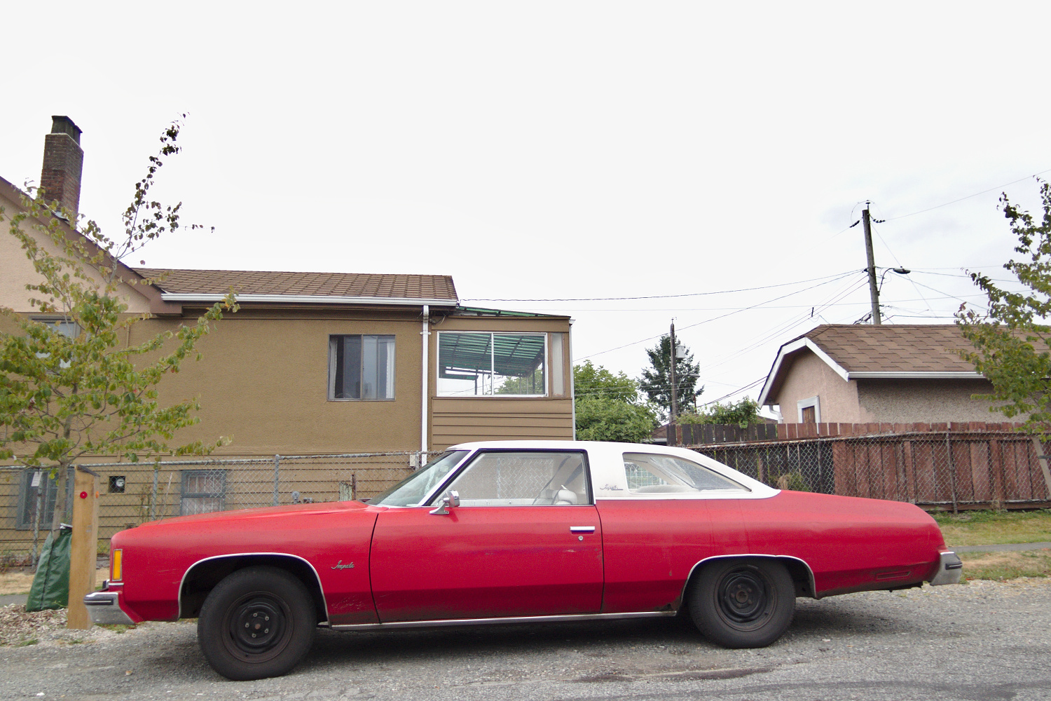 Old Parked Cars Vancouver: 1975 Chevrolet Impala Custom