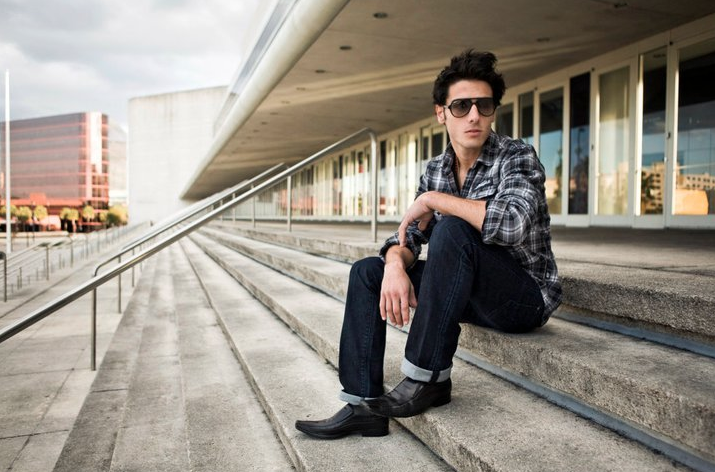 Eric Live On The Air: Live Concert vs. Online Concert