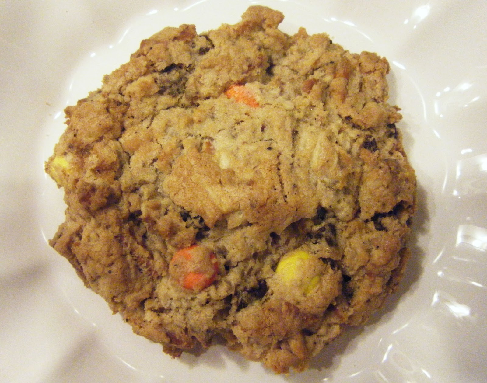 west side baker: Momofuku Milk Bar's Compost Cookies