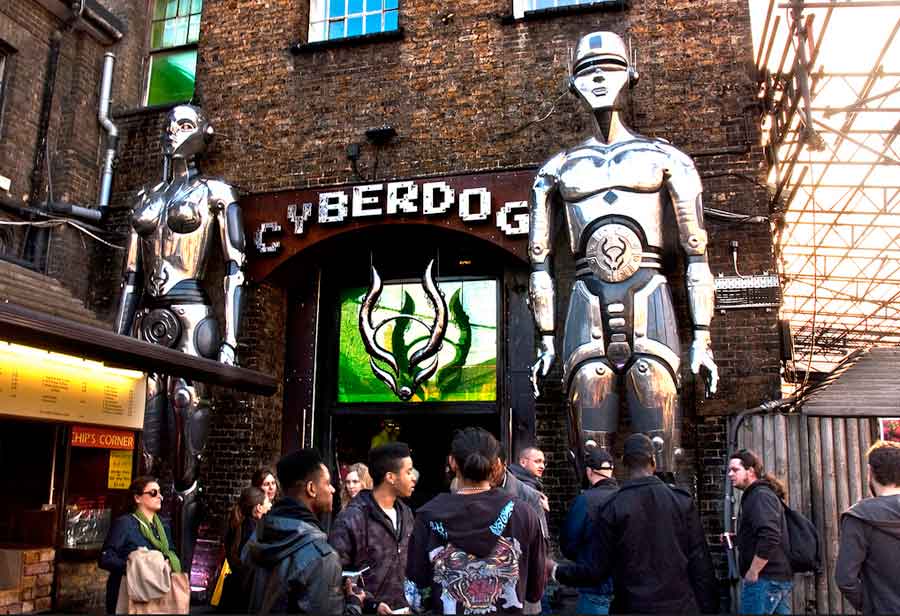 Easy Fashion: Do you know the CyberDog?? - Camden Town #1