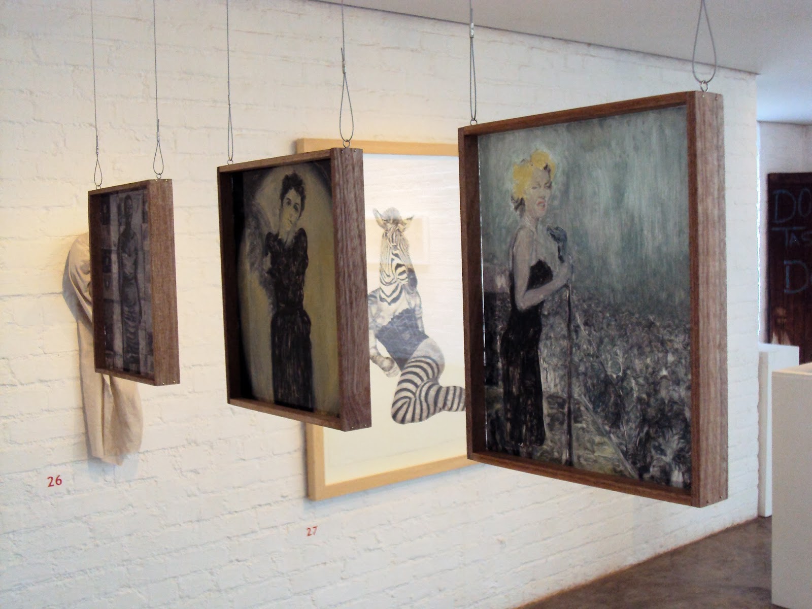 Ann-Marie Tully: Dog-Eat-Dog (glass series).