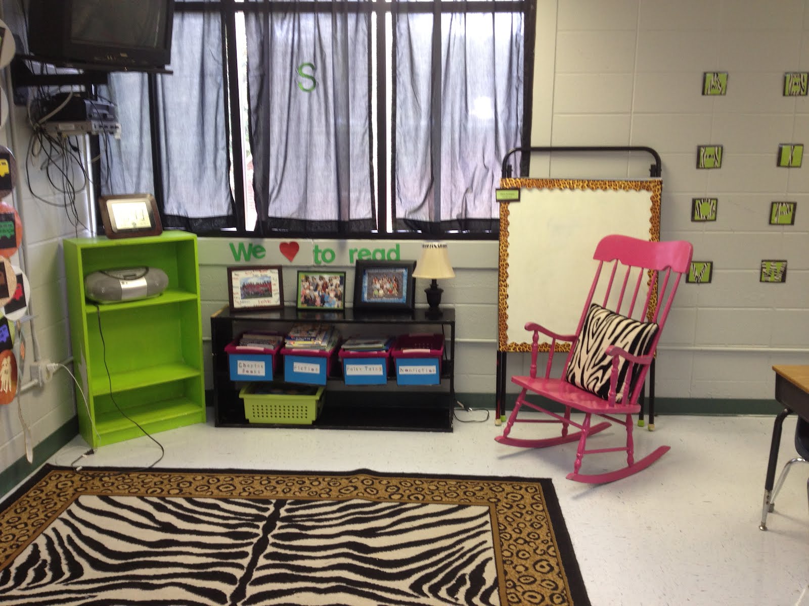 K. Smith's 2nd grade Smarties: Ideas for Classroom Decor...