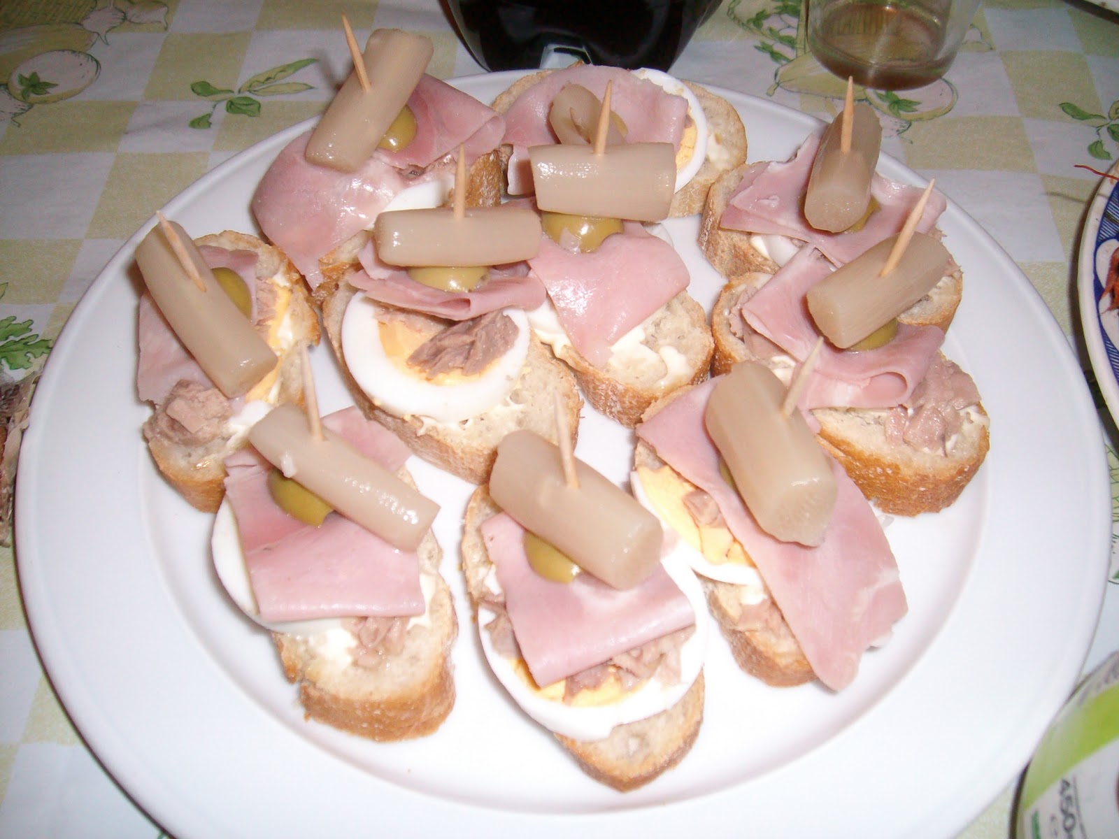 Recetas fáciles y tradicionales: PINCHOS DE LA CASA