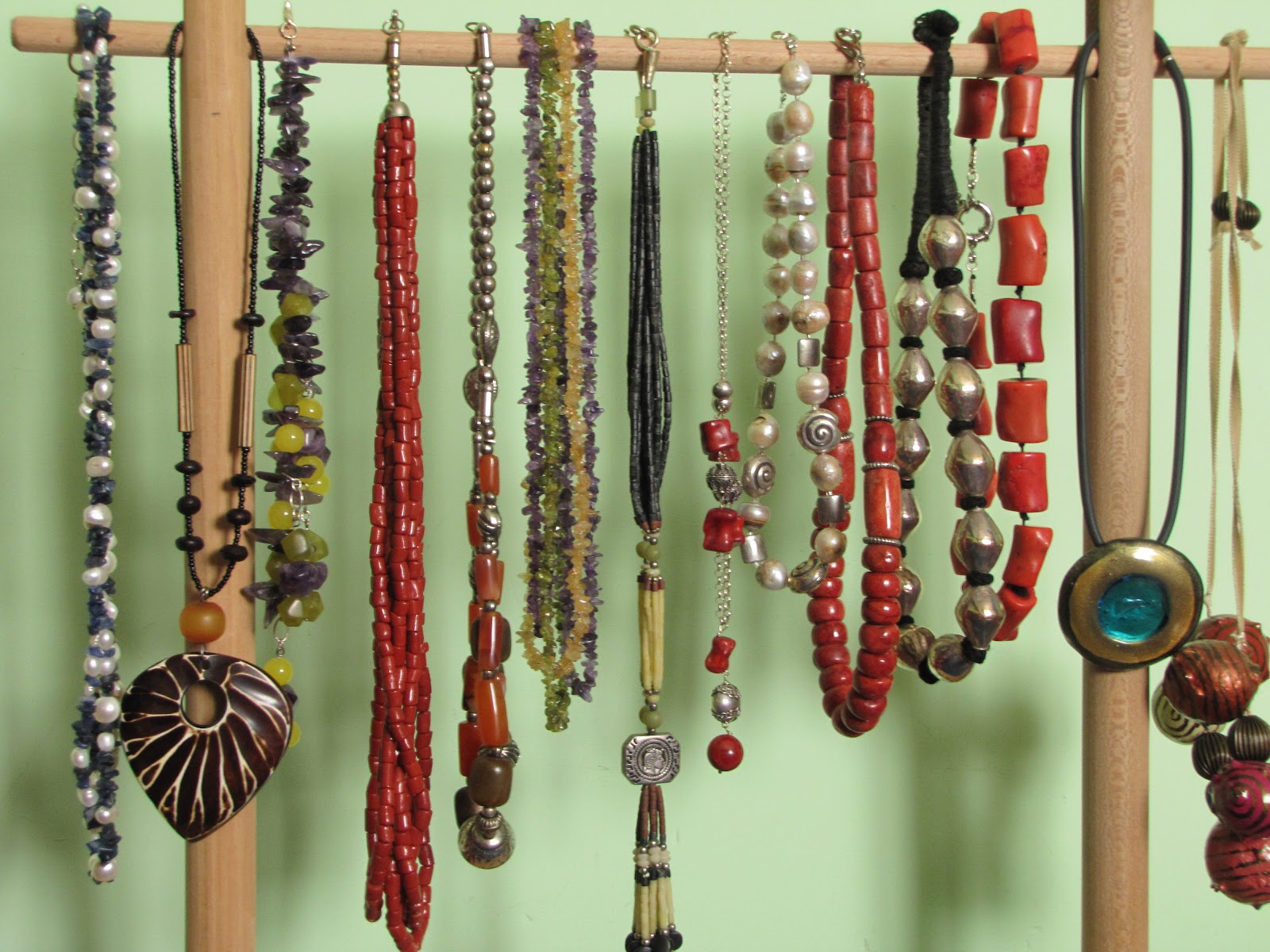 Pan&latte: Vetrina di collane