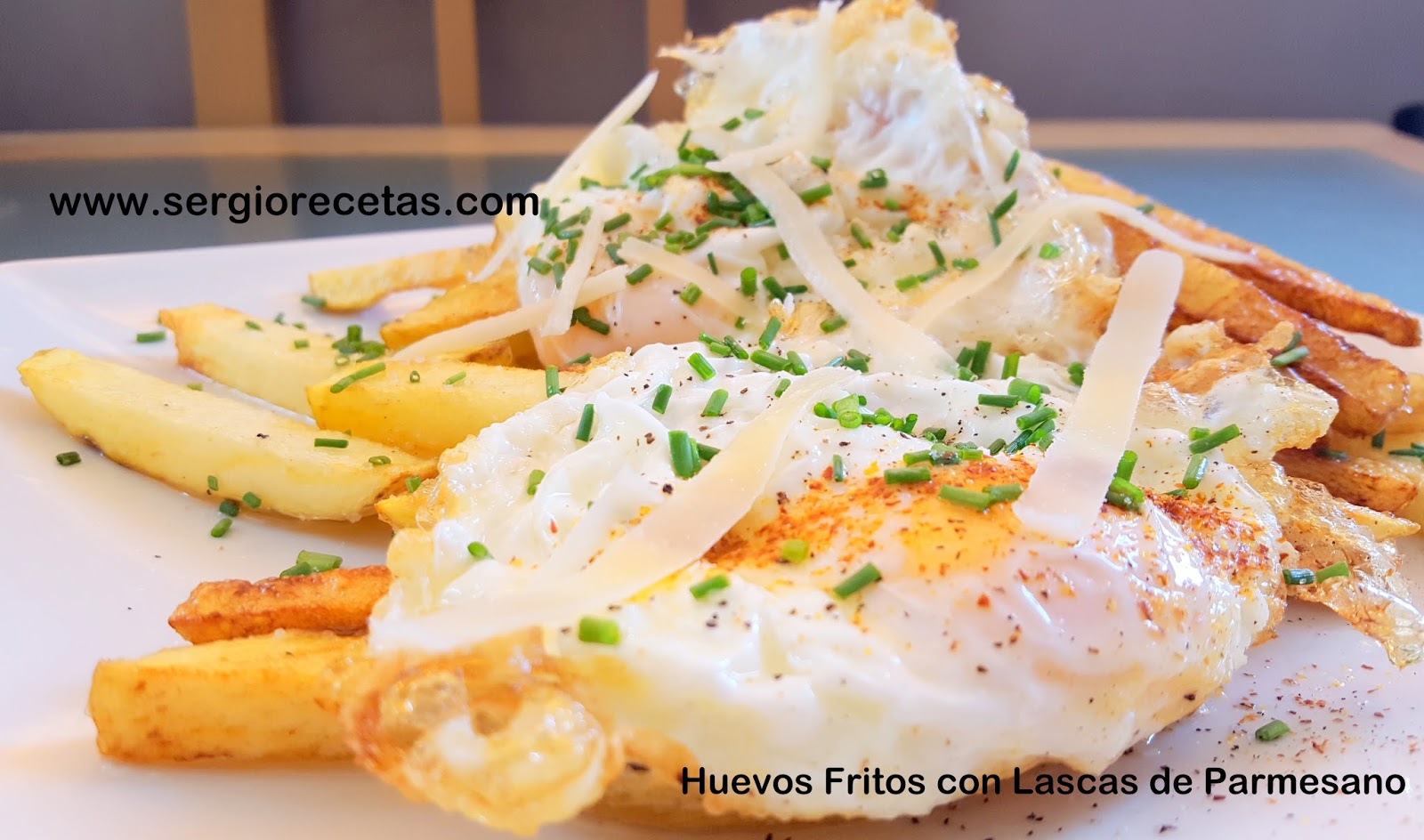 Huevos Fritos con Patatas Fritas y Lascas de Parmesano/Notas, Trucos y ...
