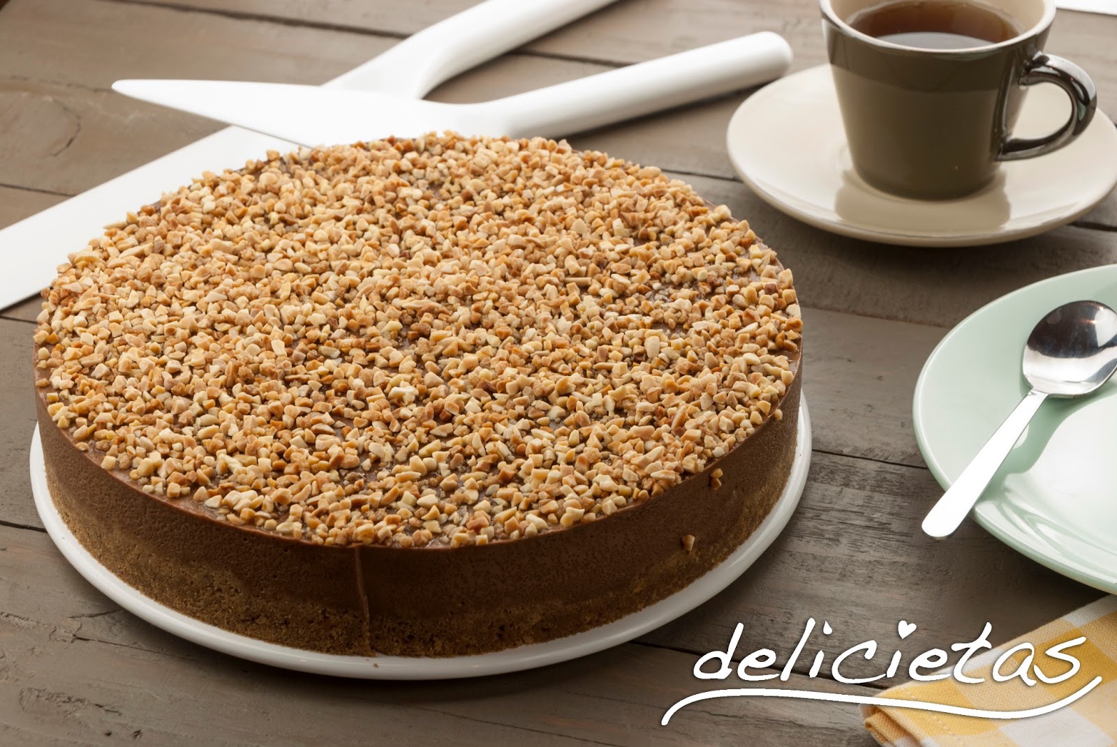 www.delicietas.es: Tarta de chocolate con almendras sin horno