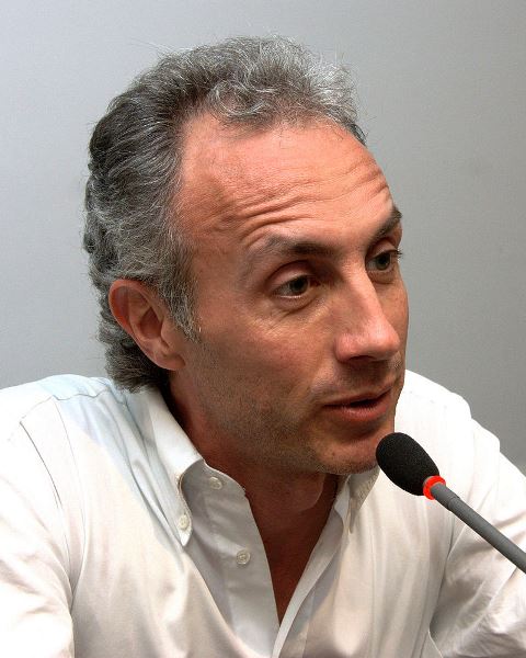 Storia Di Scandale Massime E Aforismi Marco Travaglio