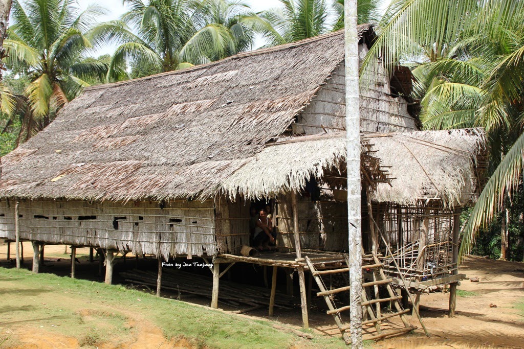 GAHARU SUPER RIAU: Rumah Suku Talang Mamak