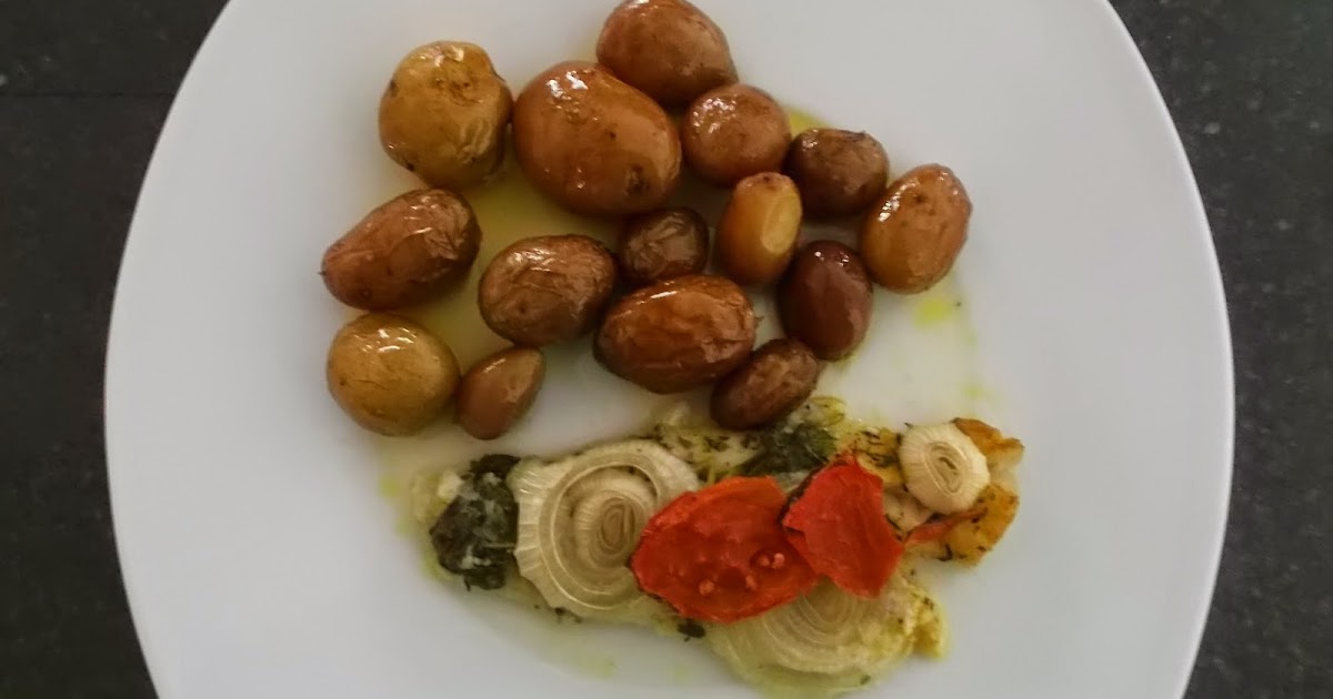 Filetes de paloco com batatinhas no forno