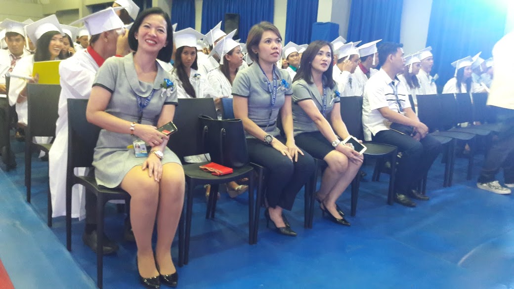 STI holds first Senior High graduation