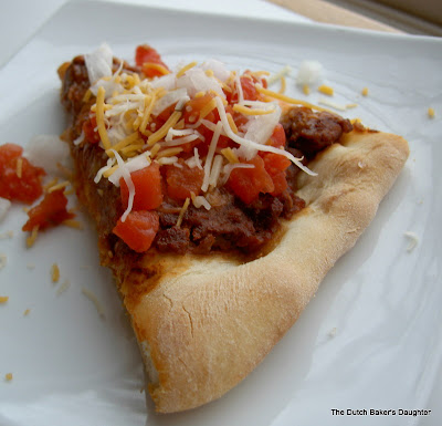 The Dutch Baker's Daughter: Cincinnati Chili Pizza